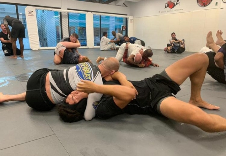 What does Open Mat Bermuda offer? – Open Mat Bermuda